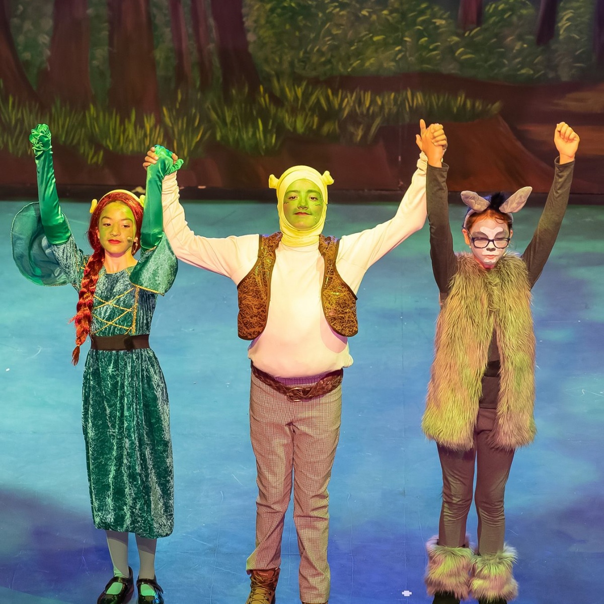 Warwick Preparatory School - Year 6 Presents Shrek The Musical JR.