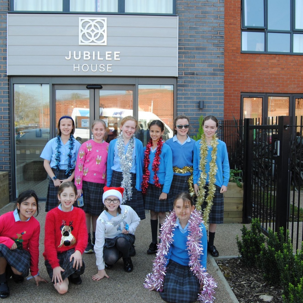 Warwick Preparatory School - Jubilee Care Home Visit
