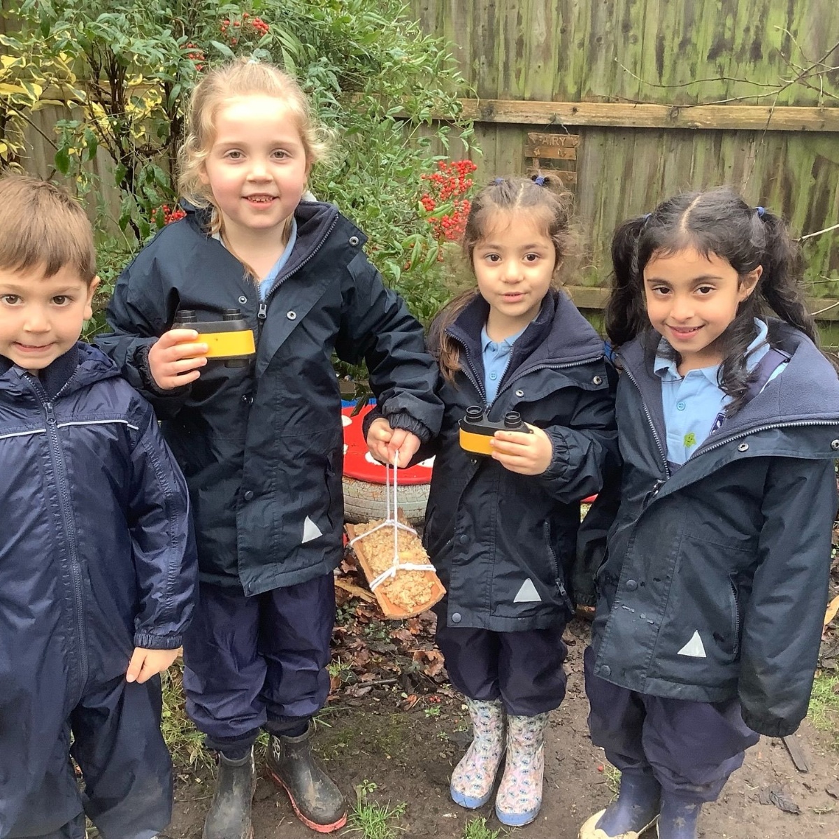 Warwick Preparatory School - Preparing for the RSPB's Big Garden Birdwatch